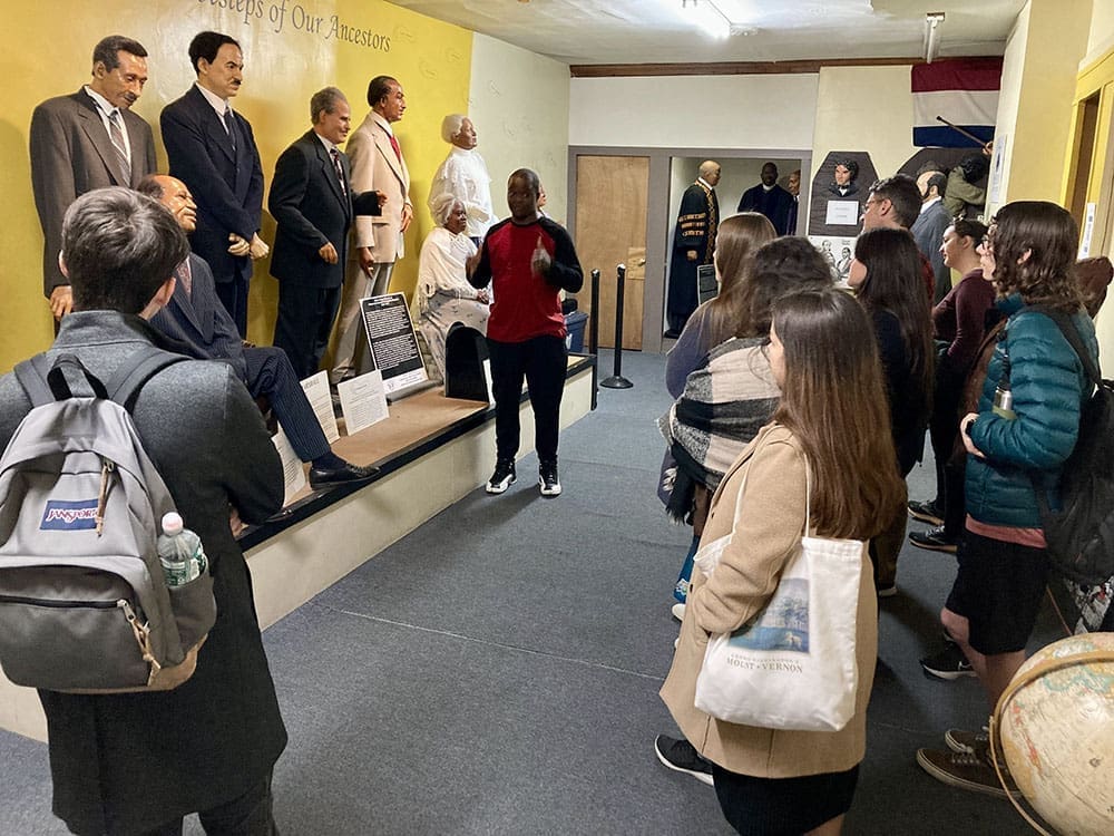 Students explore history in Baltimore | History | Johns Hopkins University